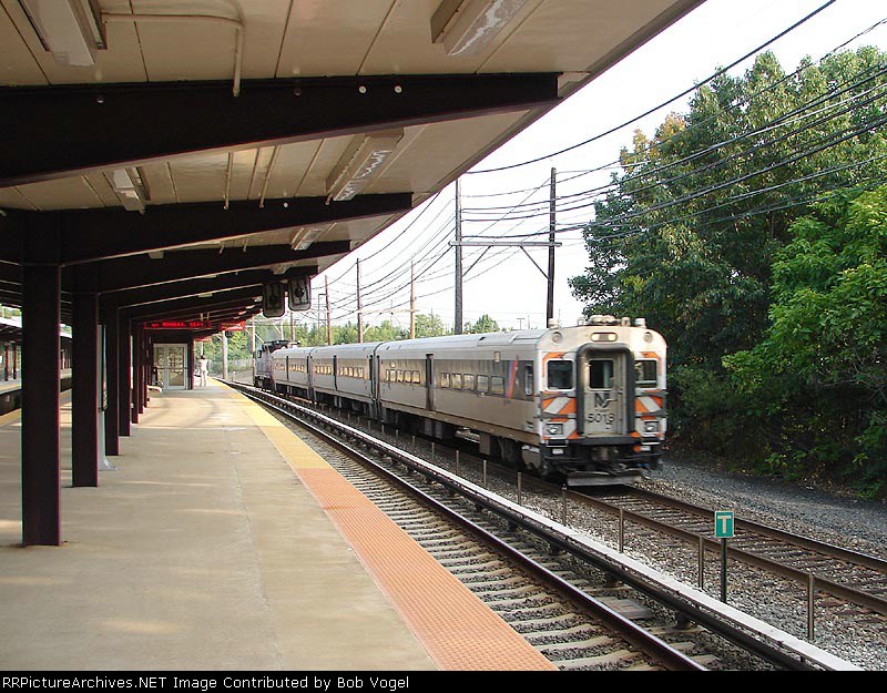 NJT Comet IV cab car 5013
